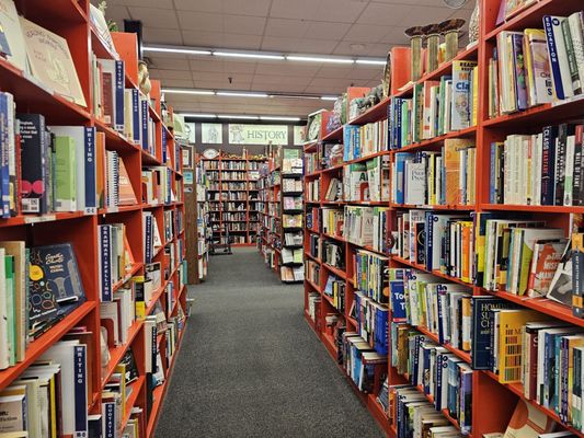 BOOKMANS ENTERTAINMENT EXCHANGE - Updated December 2025 - 280 Photos ...