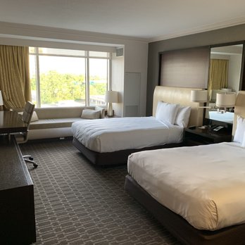 HILTON MCLEAN TYSONS CORNER - 393 Photos & 209 Reviews - 7920 Jones ...