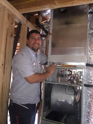 DOCTOR COOL & PROFESSOR HEAT - 56 Photos & 40 Reviews - 307 E Walker St ...