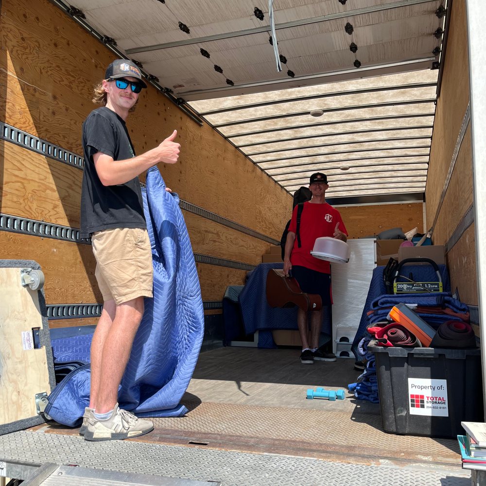 TOTAL MOVING WINNIPEG - Updated December 2025 - 12 Photos - 21 Blumberg ...