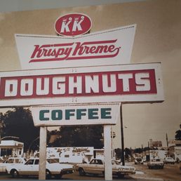 KRISPY KREME - Updated July 2025 - 519 Photos & 304 Reviews - 530 NE ...