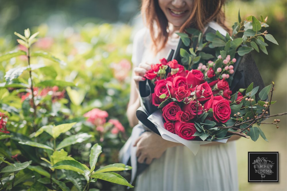 SIMPLY BLOOMS - Updated January 2026 - 19 Photos - 62 Ubi Rd 1 ...