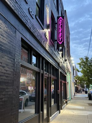 BUTLER STREET DERBY - Updated October 2025 - 30 Photos - 4203 Butler St ...