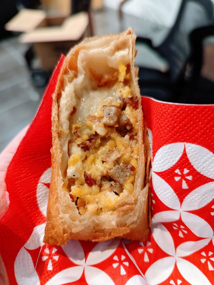 ROBIN’S SNOWFLAKE DONUTS & CAFE - Updated September 2025 - 659 Photos ...