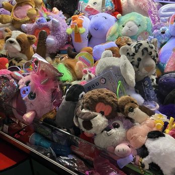 UNICORN - Updated April 2025 - 1396 Photos & 1270 Reviews - 1118 E Pike ...