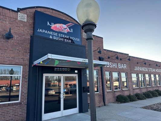 NI-KUNI JAPANESE STEAK HOUSE & SUSHI BAR - Updated December 2025 - 84 ...