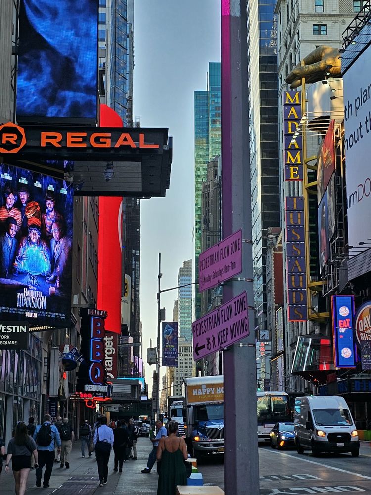 TIMES SQUARE 42 STREET - Updated 2024 - 348 Photos & 33 Reviews - 42nd ...