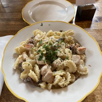 MANO BELLA ARTISAN FOODS - Updated December 2025 - 63 Photos & 46 ...