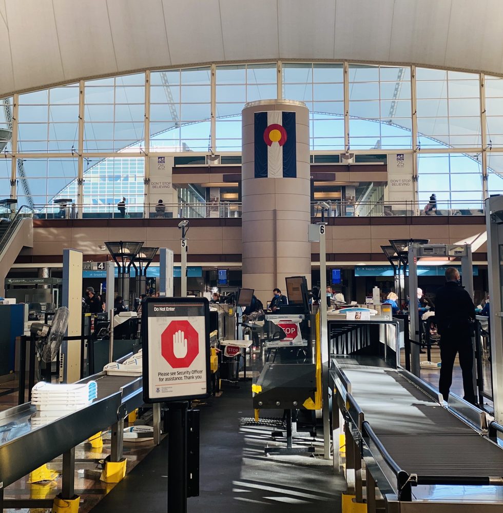 TSA CHECKPOINT NORTH - DENVER INTERNATIONAL AIRPORT - 20 Photos & 57 ...