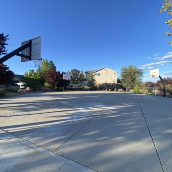 UNIVERSITY RIDGE PARK - Updated October 2025 - 36 Photos - 990 S ...