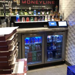 MONEYLINE PIZZA & BAR - Updated December 2025 - 1377 Photos & 1036 ...