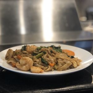 RAMEN LEGEND - 194 Photos & 118 Reviews - Ramen - 4938 S Staples St ...