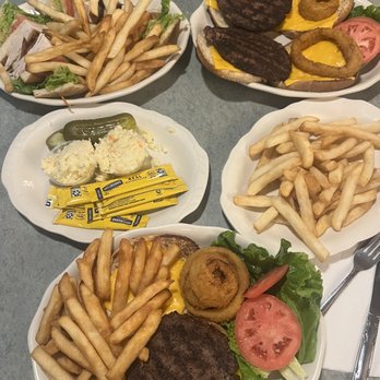 COURT SQUARE DINER - 426 Photos & 518 Reviews - 45-30 23rd St, Long ...