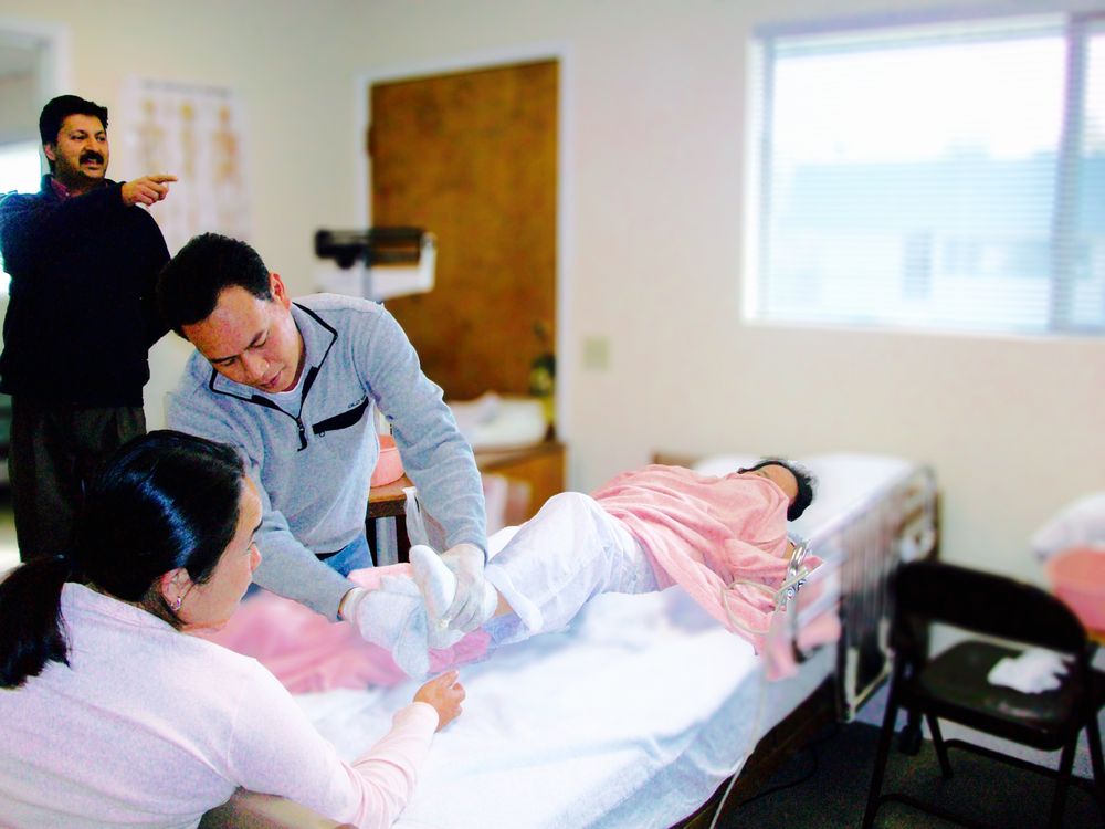 MONSBEY COLLEGE - Updated July 2025 - 17 Reviews - 6 Hangar Way ...