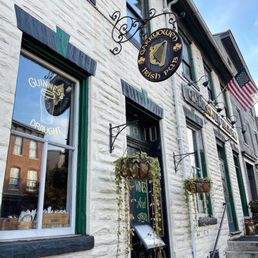 THE GARRYOWEN IRISH PUB - Updated August 2025 - 704 Photos & 885 ...