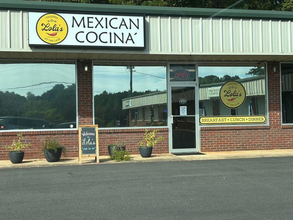 LOLA’S AT THE LAKE - Updated October 2025 - 5161 Georgia Hwy 219 ...
