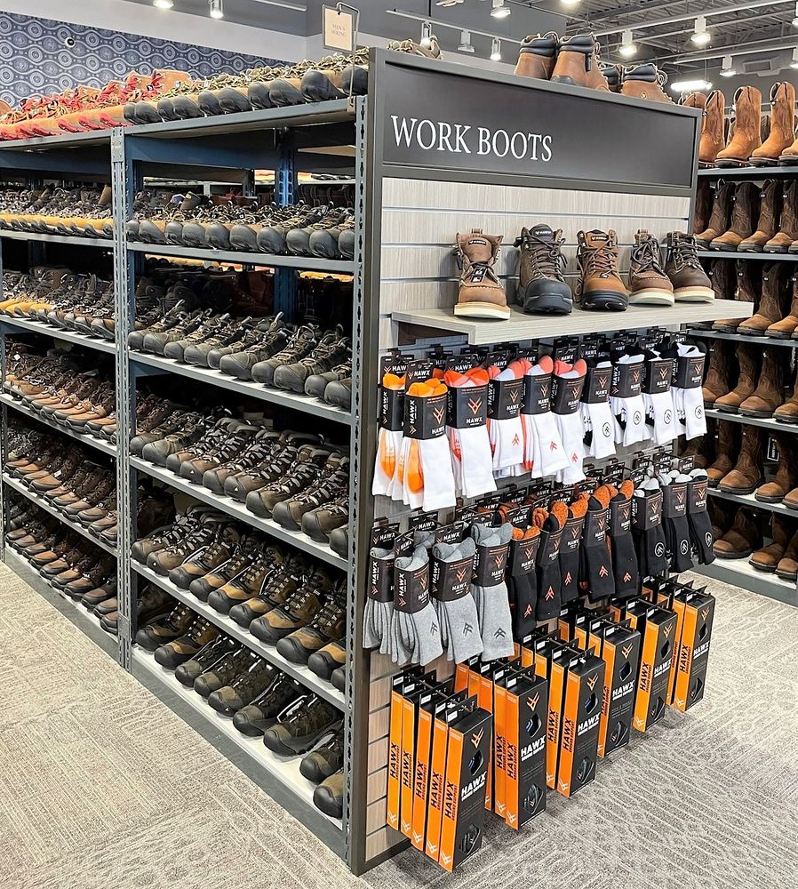 BOOT BARN - Updated March 2025 - 34 Photos - 120 W Debbie Ln, Mansfield ...