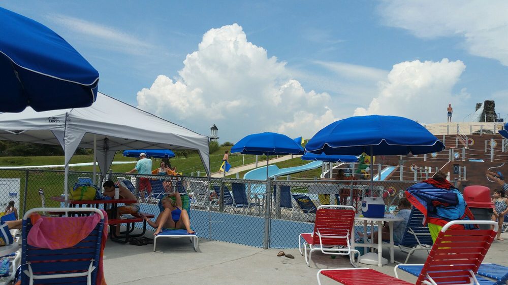 Salty Pirate Water Park 14 Reviews Water Parks 8915 Reed Dr Emerald Isle Nc Phone Number