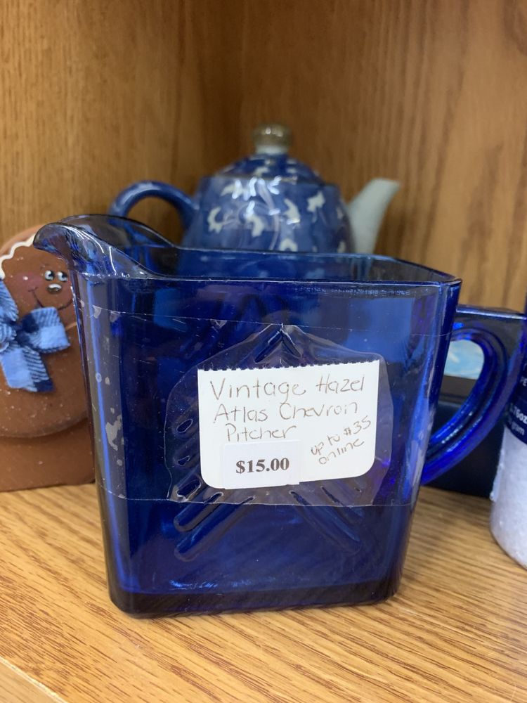 ECHOES GIFT & THRIFT - Updated October 2025 - 1320 W Wisconsin Ave ...