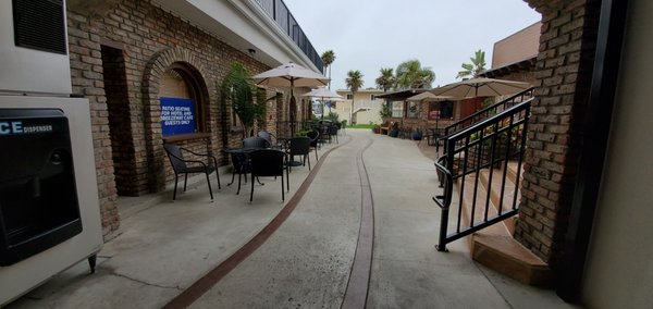 BREEZEWAY CAFE - 143 Photos & 138 Reviews - 230 Pomeroy Ave, Pismo ...
