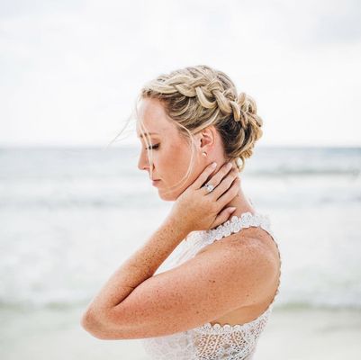 BOMBSHELL BLOWOUT BAR - Updated April 2025 - 87 Photos - 5555 N Davis ...