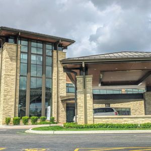 AMITA HEALTH CANCER INSTITUTUE & OUTPATIENT CENTER - 1 Salt Creek Ln ...