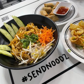 DOODLE NOODLE BAR - Updated July 2024 - 477 Photos & 164 Reviews - 9620 ...