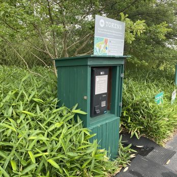 MESKER PARK ZOO & BOTANIC GARDEN - Updated October 2025 - 255 Photos & 43 Reviews - 1545 Mesker ...