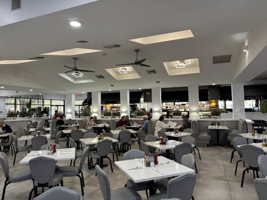 POPPIES RESTAURANT & DELI - Updated January 2026 - 416 Photos & 454 ...