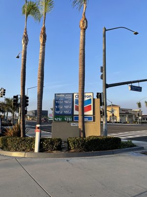 G&M OIL CHEVRON EXTRAMILE - Updated August 2025 - 20 Photos & 10 ...