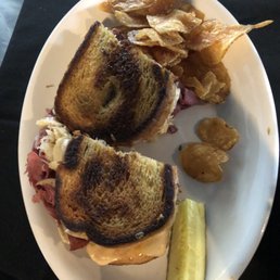 LOCK 34 - Updated August 2025 - 161 Photos & 150 Reviews - 80 Main St ...