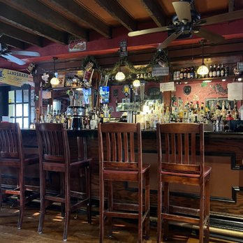 RACCOON SALOON - Updated December 2025 - 56 Photos & 139 Reviews - 1330 ...