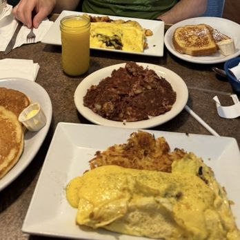 BLUE RIDGE GRILL - Updated January 2026 - 230 Photos & 203 Reviews ...