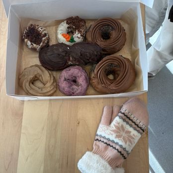 PVDONUTS - Updated May 2025 - 2081 Photos & 1060 Reviews - 158 ...