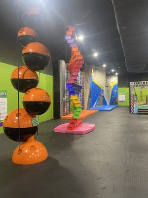 FUN CITY TRAMPOLINE PARK - Updated December 2025 - 22 Photos - 1277 ...
