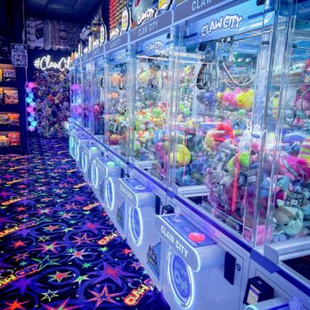 CLAW CITY SPRINGFIELD - Updated December 2025 - 82 Photos & 14 Reviews ...