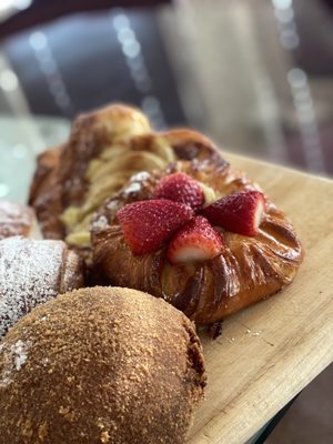 DOLCE CAFFE - Updated December 2025 - 295 Photos & 172 Reviews - 3882 ...