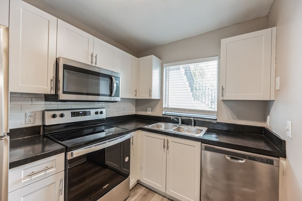 OPUS APARTMENTS - Updated September 2024 - 21 Photos - 5248 16th Pl SW ...