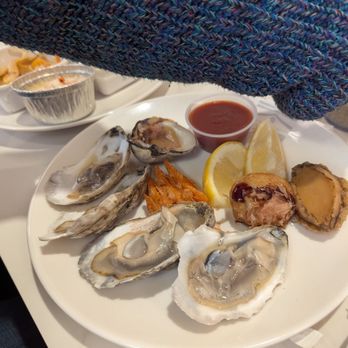 SEA & SKY FEAST BUFFET - Updated October 2025 - 693 Photos & 141 ...