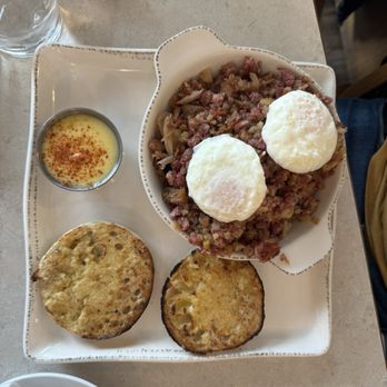 THE EGG - Updated June 2024 - 116 Photos & 96 Reviews - 325 Anglers Dr ...