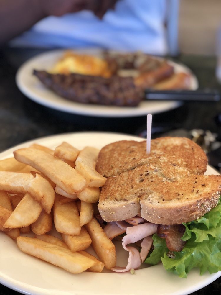 RIVERSIDE GRILL & BAR - 600 Photos & 752 Reviews - 5258 Riverside Dr ...