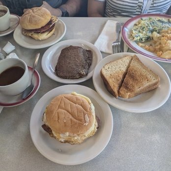 ANGELO’S GLASSBORO DINER - Updated December 2025 - 111 Photos & 214 ...