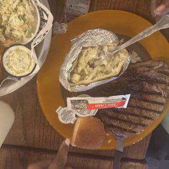 KRETZER’S GRILL & BAR - Updated January 2026 - 127 Photos & 101 Reviews ...