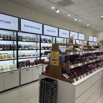 YEPO COSMETICS - Updated December 2024 - 12 Reviews - 23119 Colonial ...