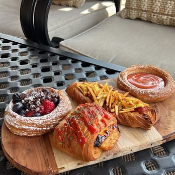 FAT PEACH BAKERY - Updated December 2025 - 126 Photos & 52 Reviews ...