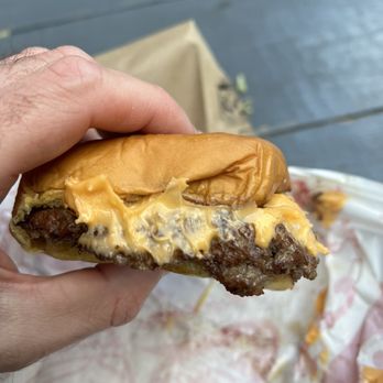 SMACKING BURGER - Updated October 2025 - 180 Photos & 77 Reviews - 51 ...