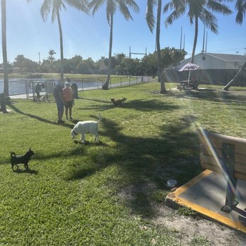 MACKLE PARK - Updated December 2025 - 145 Photos & 32 Reviews - 1361 ...