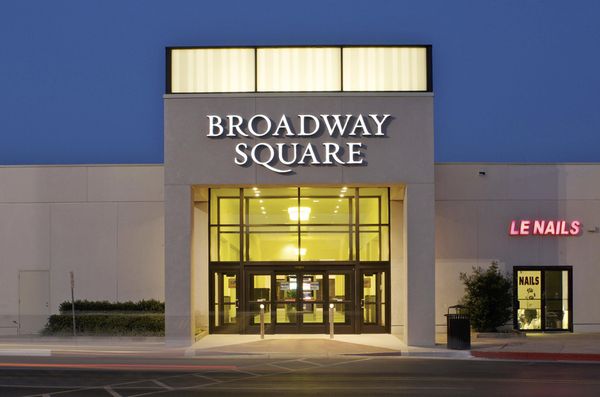 BROADWAY SQUARE - Updated December 2025 - 39 Photos & 17 Reviews - 4601 ...