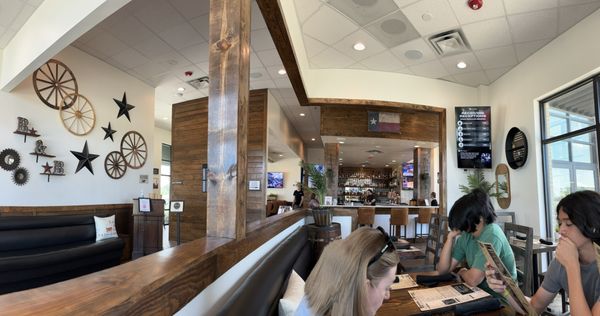 BARREL & BONES - Updated October 2025 - 81 Photos & 41 Reviews - 1980 ...