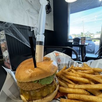 TNT BURGER - Updated May 2025 - 139 Photos & 86 Reviews - 7206 N Dale ...